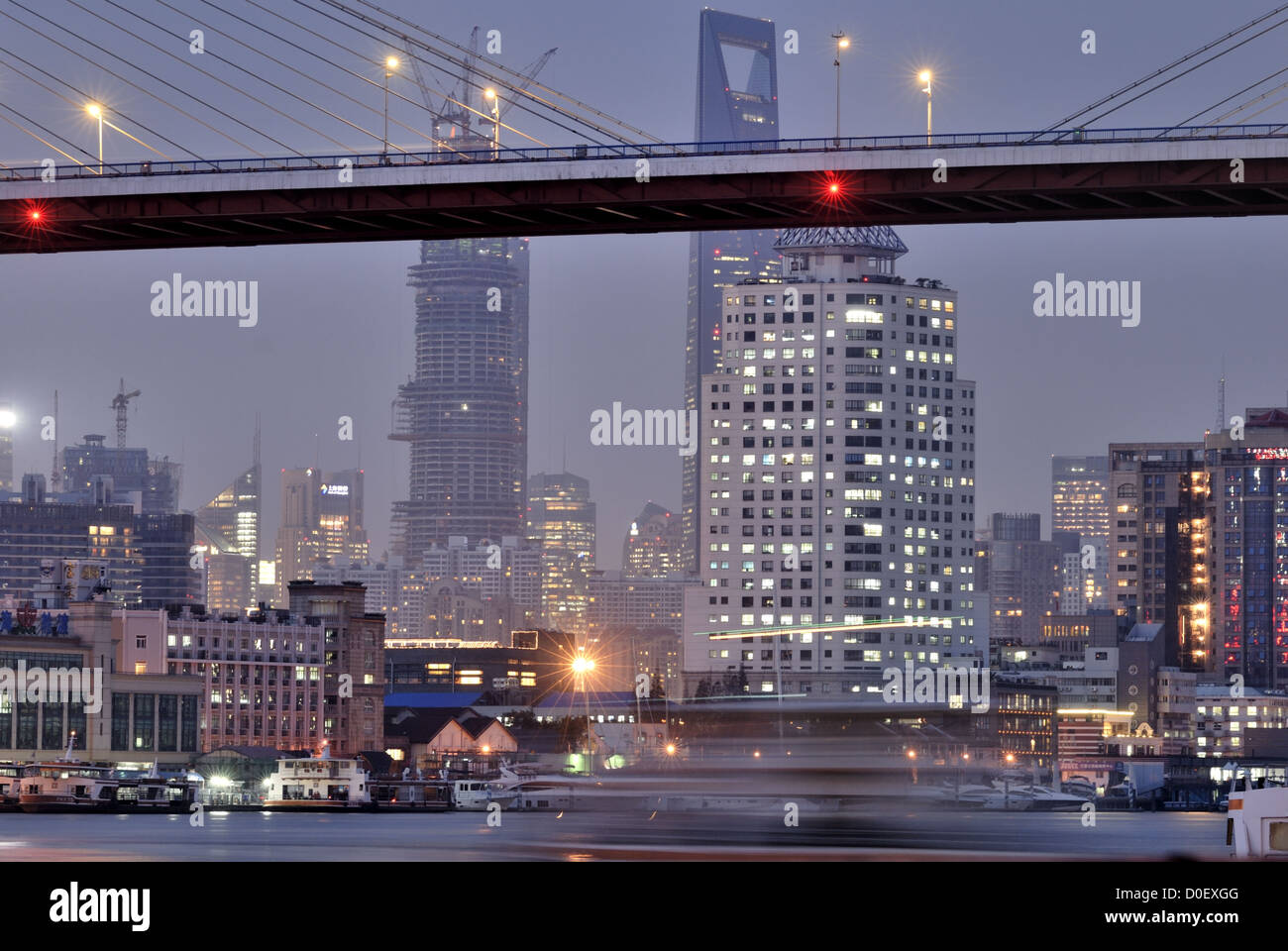 Shanghai Nanpu Bridge at blue hour Stock Photo - Alamy