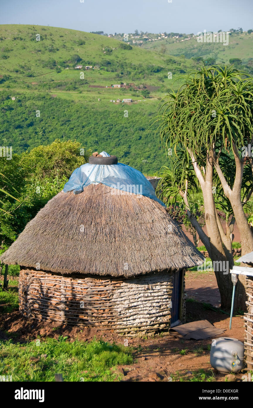 Zulu homestead hi-res stock photography and images - Alamy