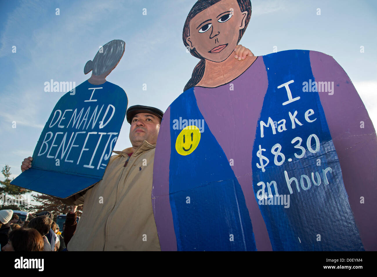 Hyattsville, Maryland - Walmart workers, some of them on strike, rally ...