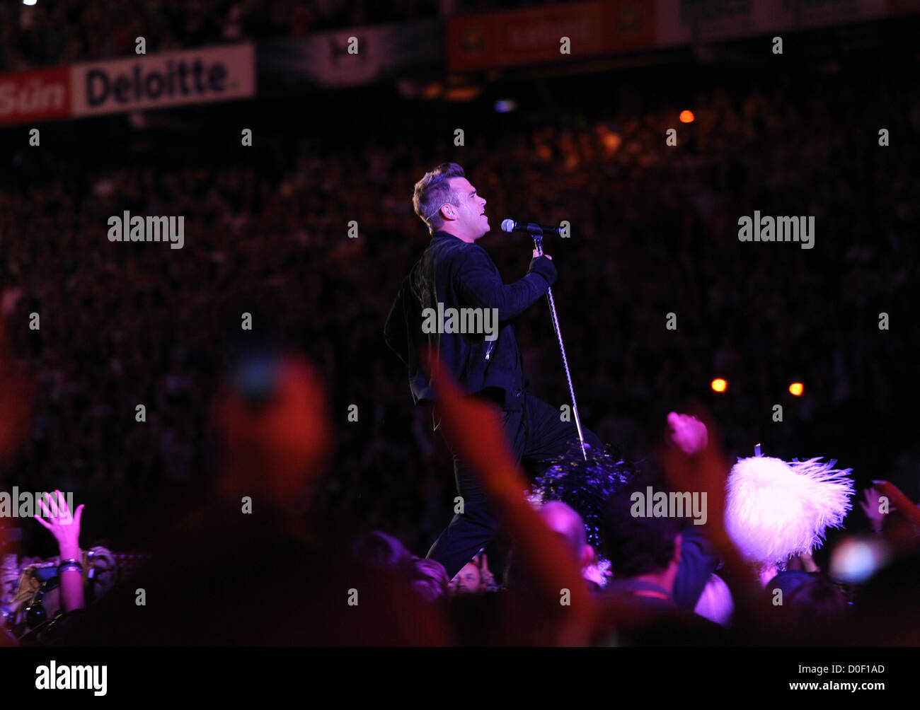 Robbie Williams Heroes Concert held at Twickenham Stadium. London ...