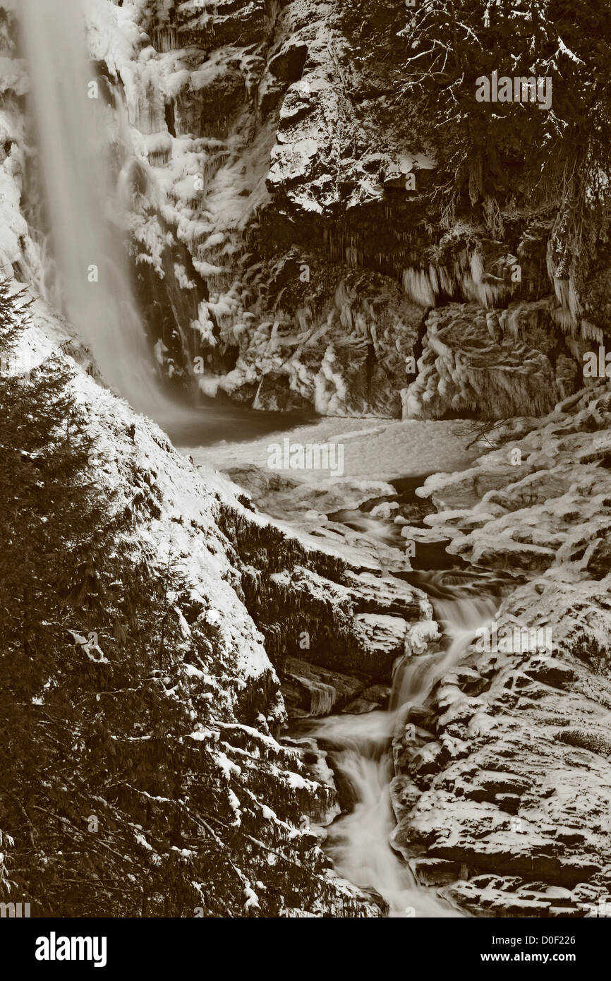 Snow and ice around Wallace Falls in winter, Wallace Falls State Park ...