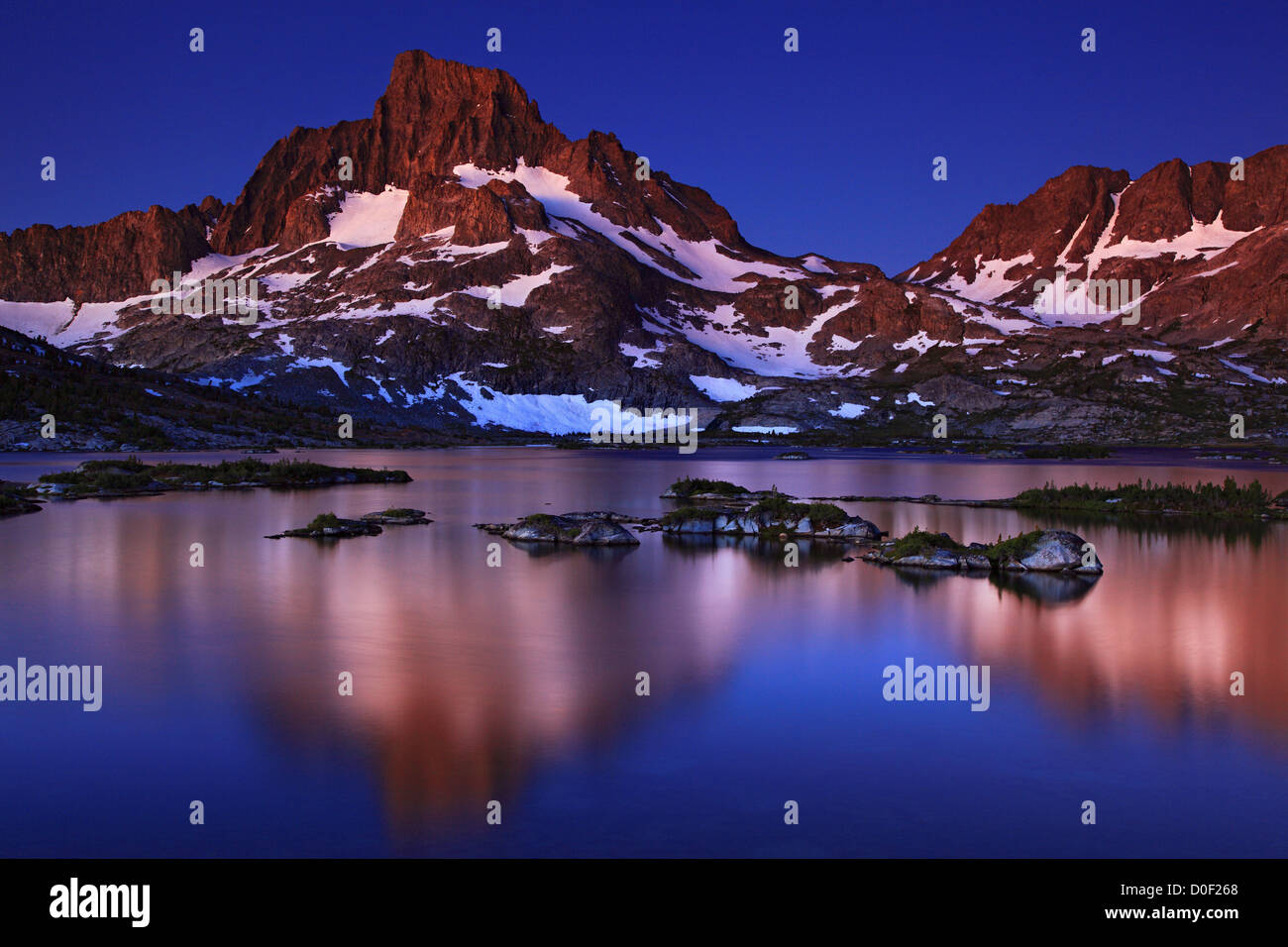 Dawn light over Banner Peak and Thousand Island Lake in the Ansel Adams ...