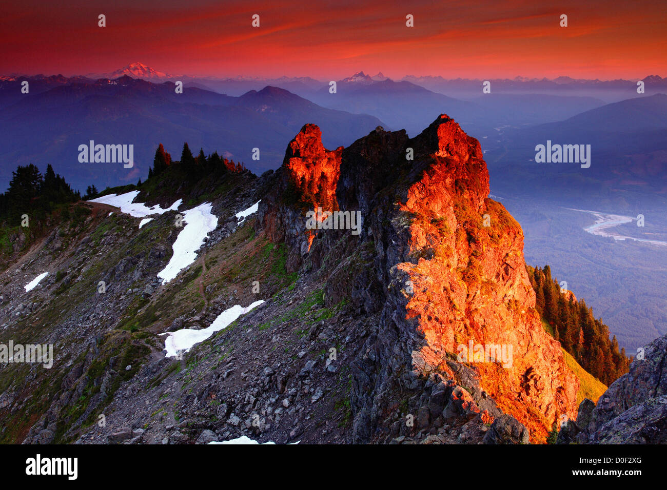Sunset over Glacier Peak from Sauk Mountain in the Mount Baker-Snoqualmie National Forest ...