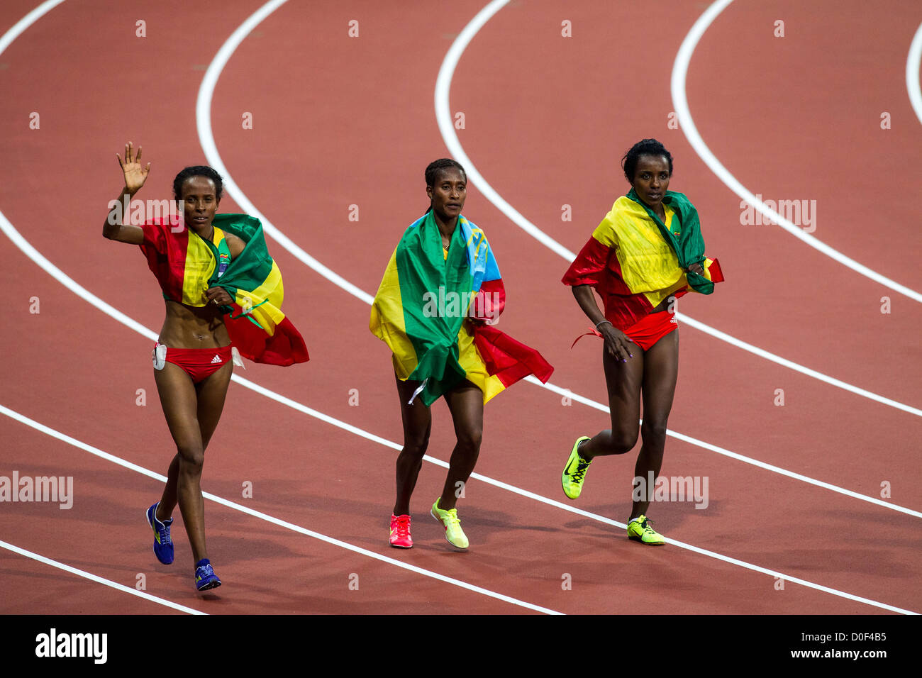 Ethiopean women Meseret Defar, Gelete Burka and Tirunesh Dibaba after ...