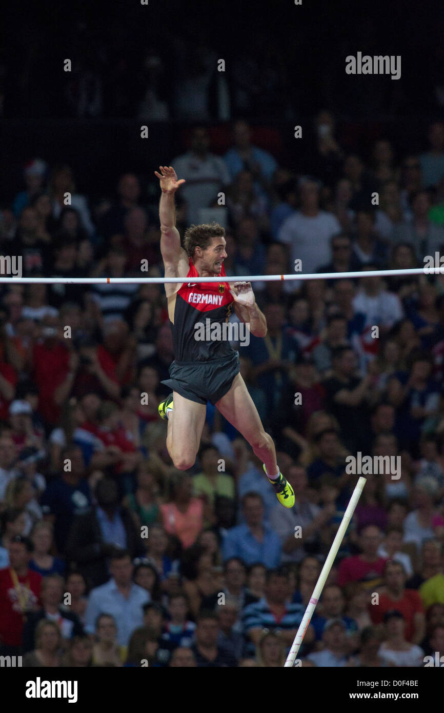 Pole Vault Olympics Men