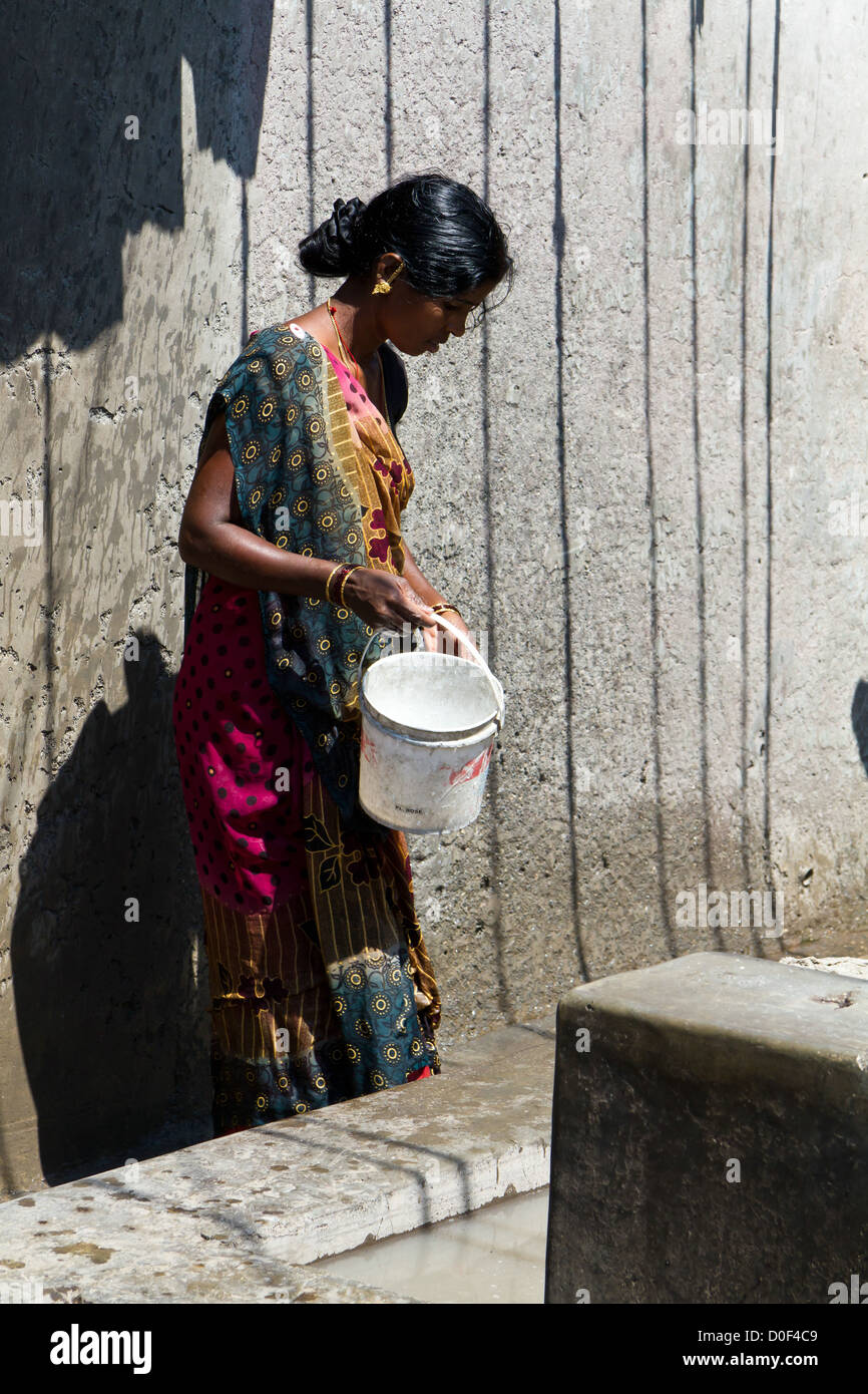Woman in Dhobi Ghat in Mumbai, India Stock Photo - Alamy