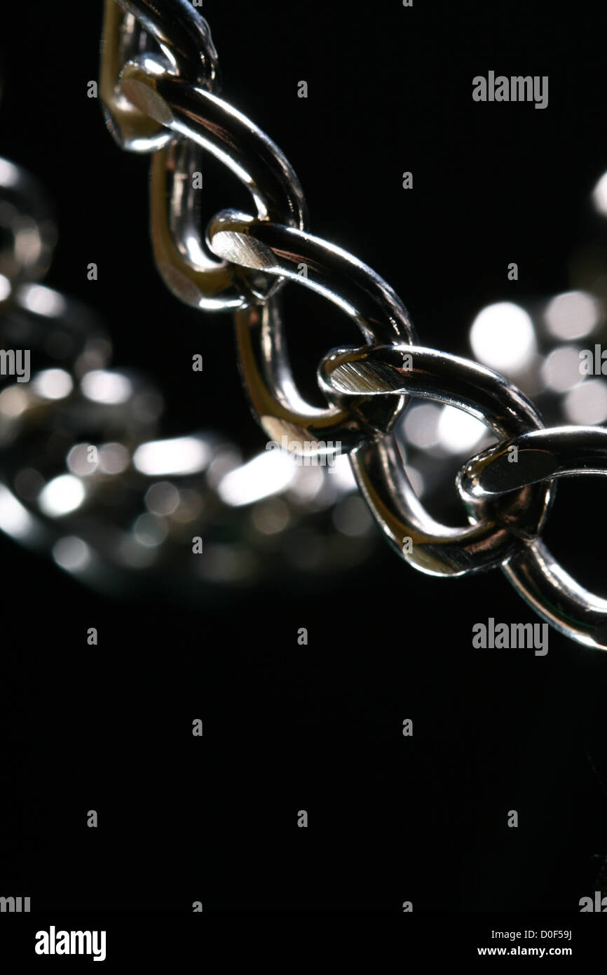 steel chain macro close up Stock Photo - Alamy