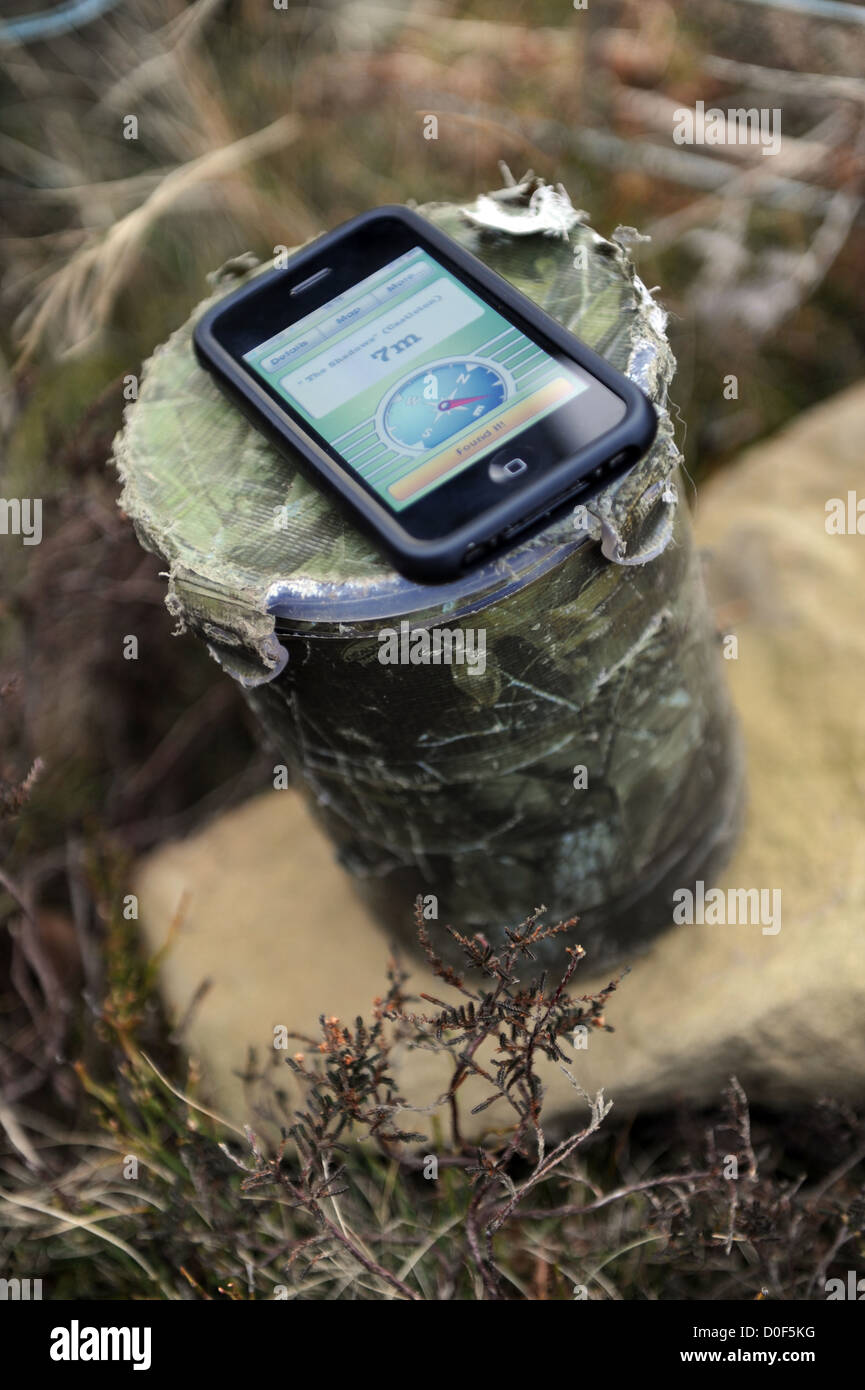 Geocache geo cache geocaching hi-res stock photography and images - Alamy