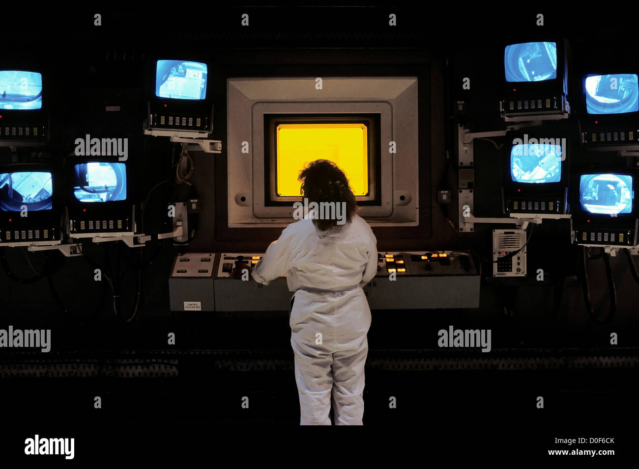 Radioactive Handling High Resolution Stock Photography and Images - Alamy