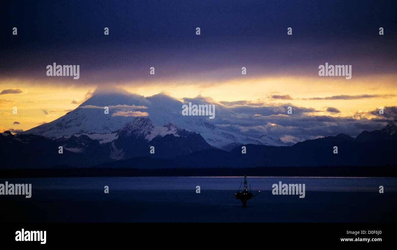 Cook Inlet Oil Rig High Resolution Stock Photography and Images - Alamy