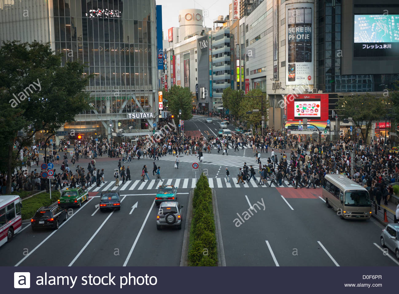 Aerial View Shibuya Crossing Shibuya Stock Photos & Aerial View Shibuya ...