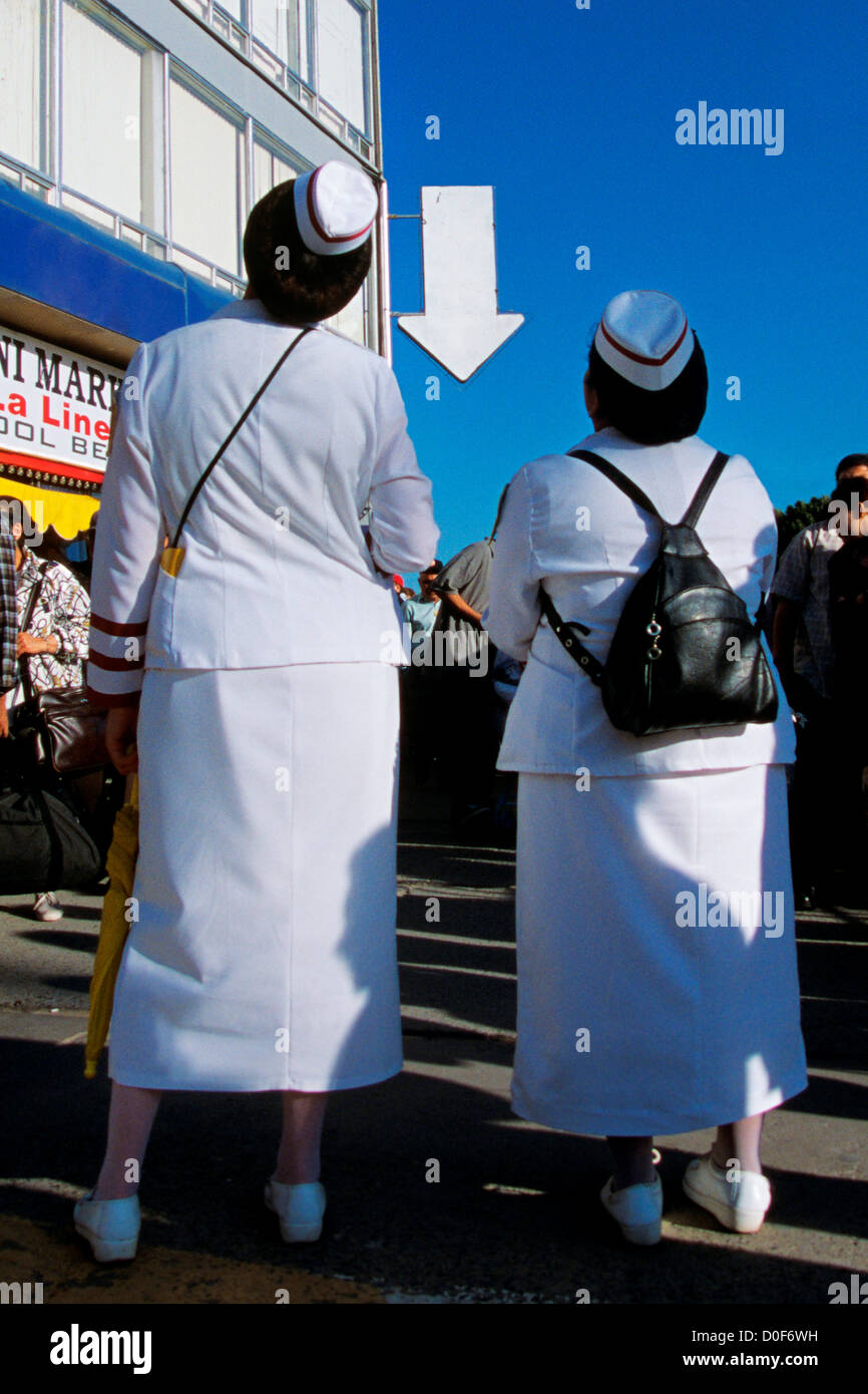 People Crossing Border High Resolution Stock Photography and Images - Alamy