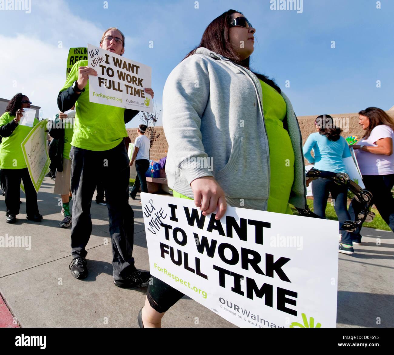 Nov. 23, 2012 - Paramount, California, U.S. - Wal- Mart workers, union ...