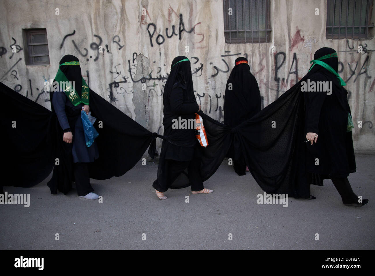 Ancient muslim calendar hi-res stock photography and images - Alamy