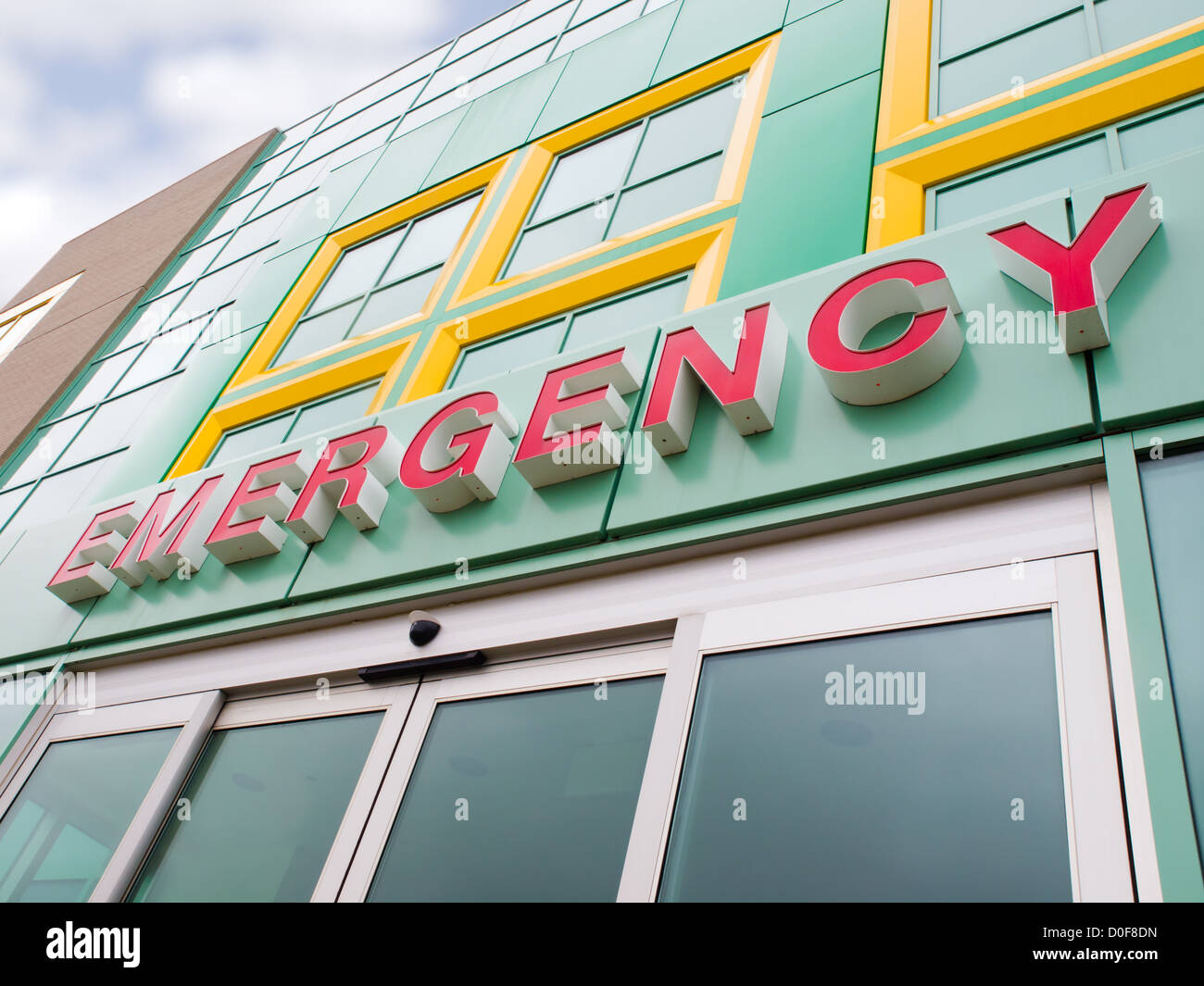 Emergency entrance at children's hospital Stock Photo - Alamy