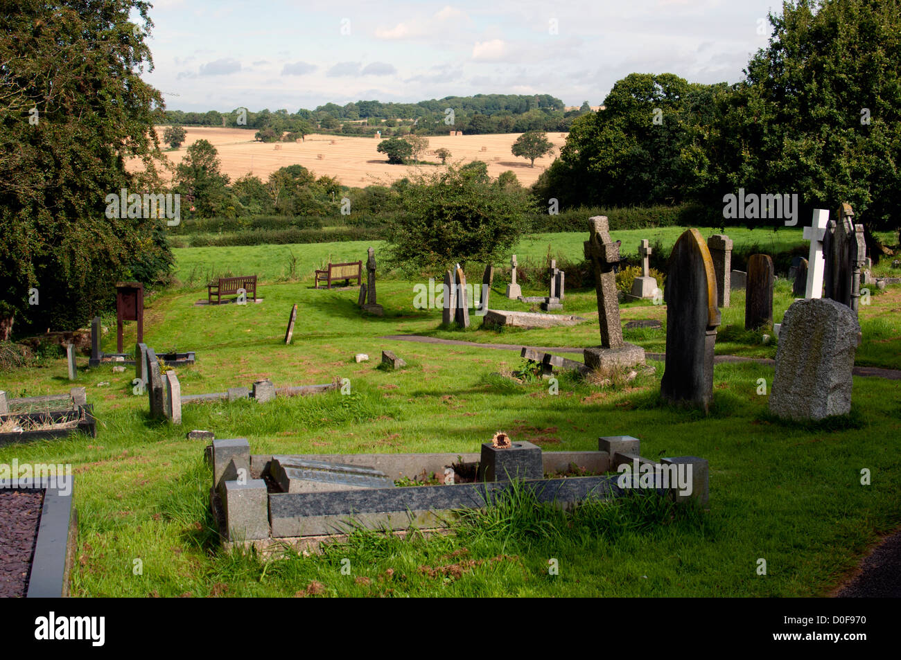Meriden village hi-res stock photography and images - Alamy