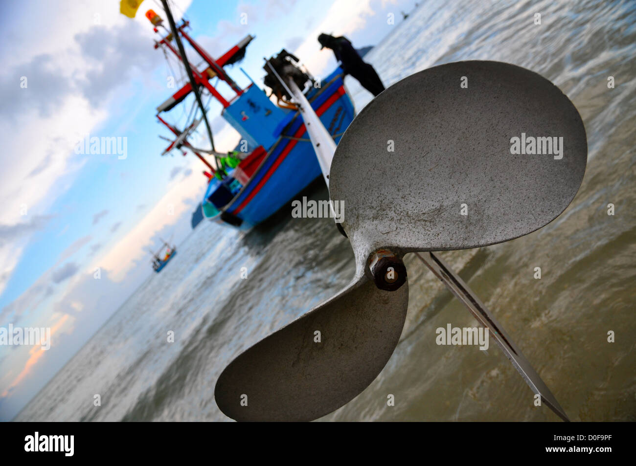 Tail propeller hi-res stock photography and images - Alamy