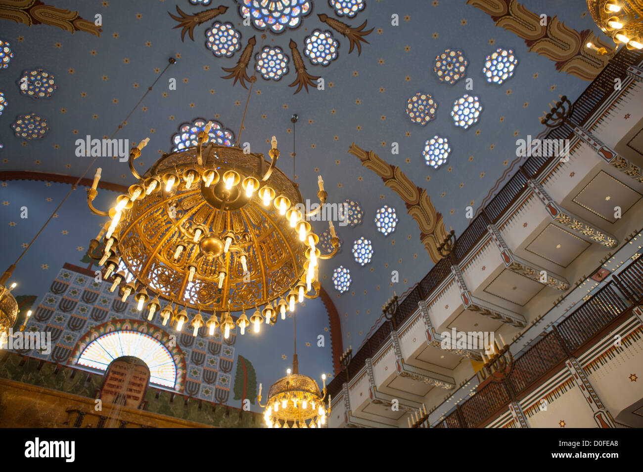 Orthodox Jewish Kazinczy synagogue in Budapest ceiling with stained ...