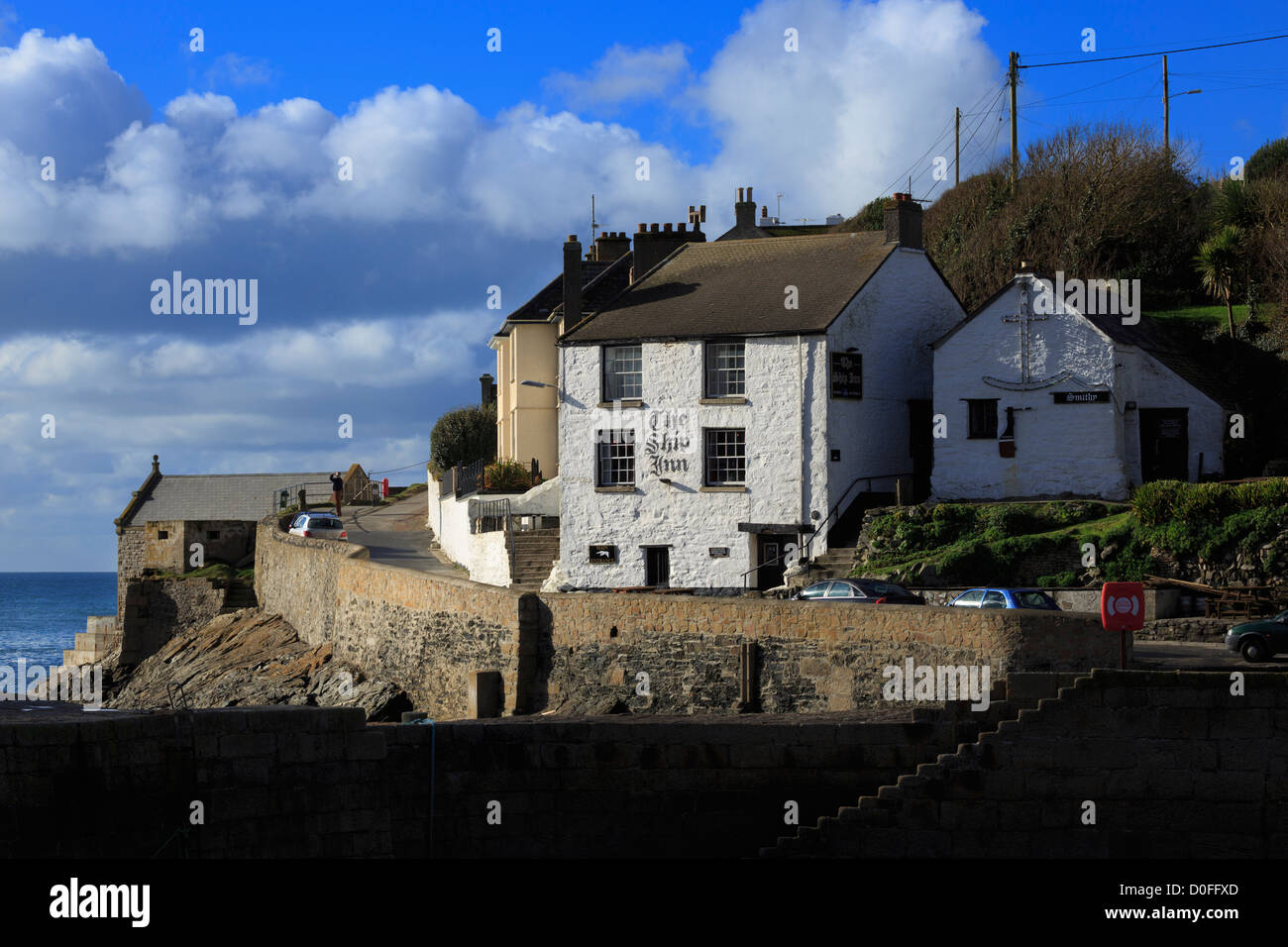 Oldest pub in cornwall hi-res stock photography and images - Alamy