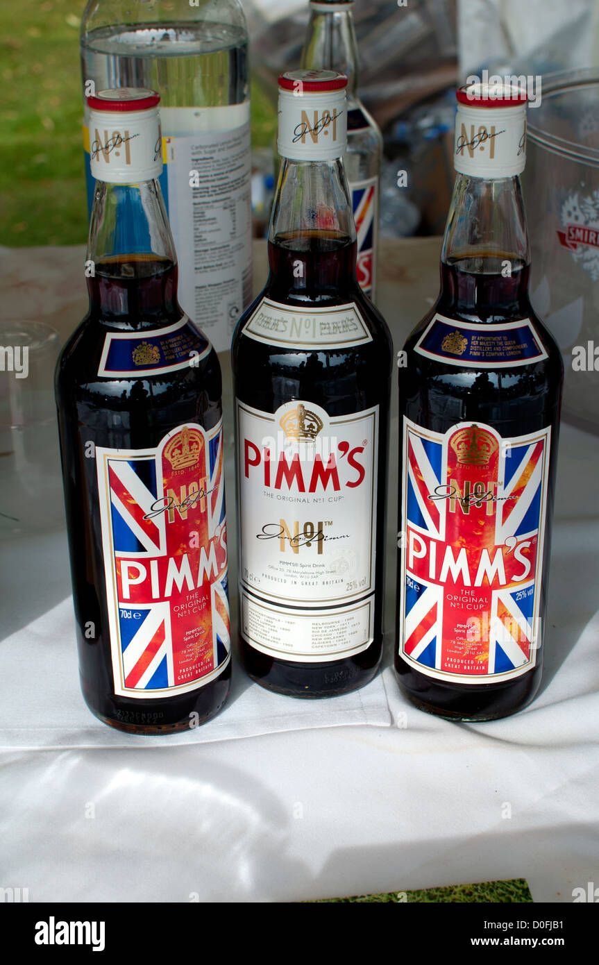 Pimms hi-res stock photography and images - Alamy