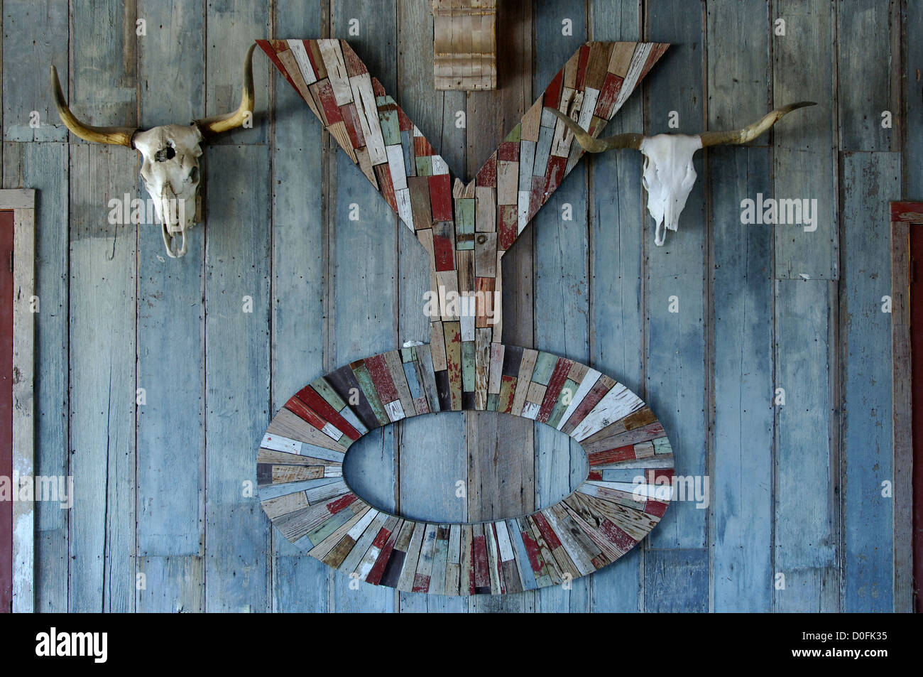Cow skulls and YO Ranch brand near Mountain Home Texas Stock Photo - Alamy