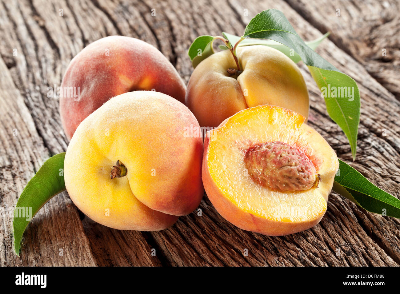 Country peaches hi-res stock photography and images - Alamy