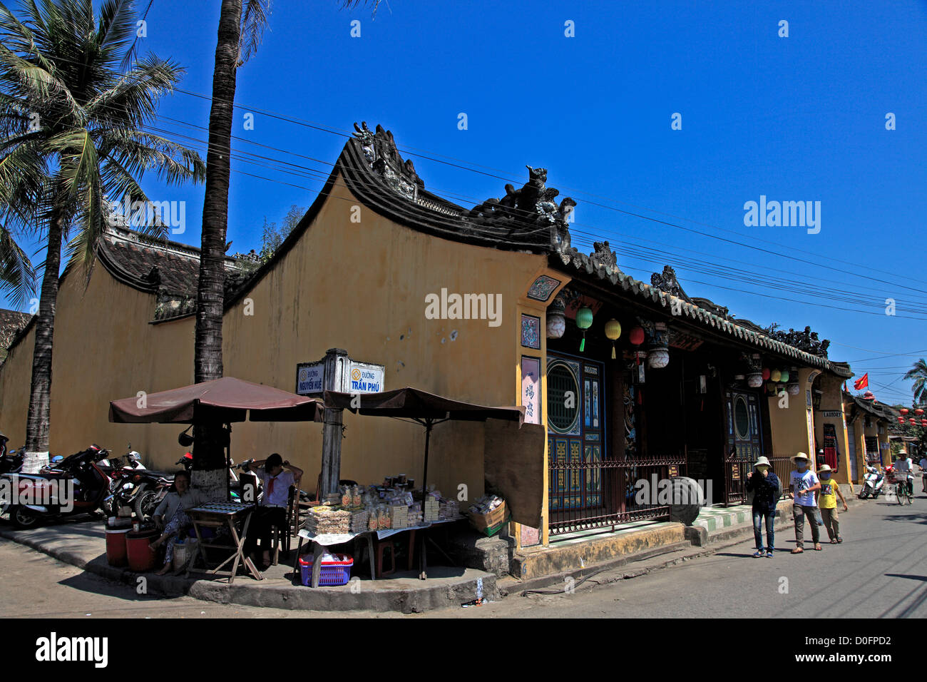 Quan Cong Temple, Hoi An, Vietnam Stock Photo - Alamy