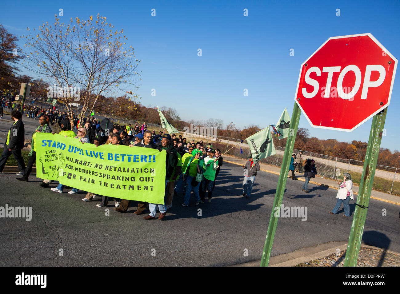 Protest demonstration union banner hi-res stock photography and images ...