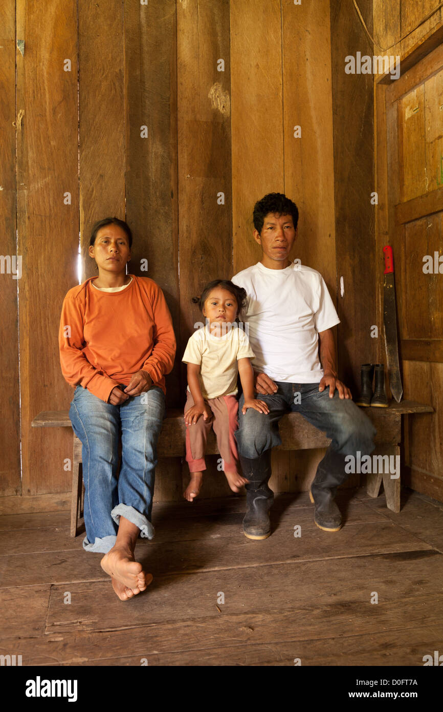 Quechua Family From Ecuadorian Amazonia Cocoa Farmers Stock Photo - Alamy