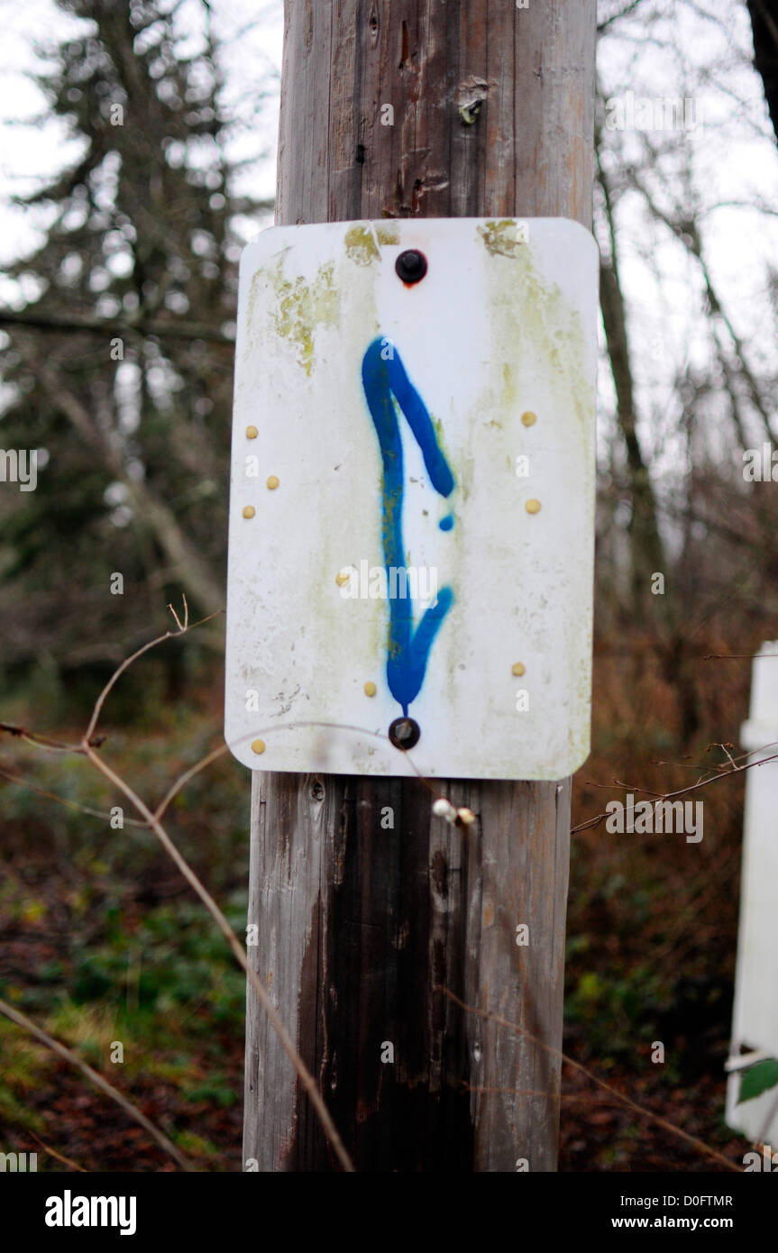 Spray painted sign hi-res stock photography and images - Alamy