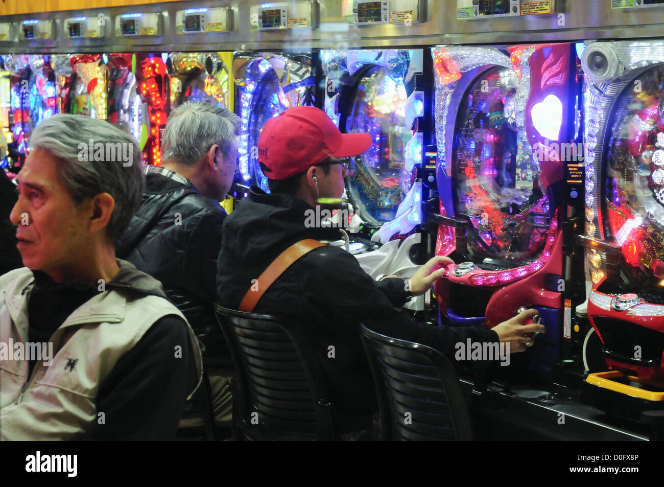 Tokyo japan gaming gambling hi-res stock photography and images - Alamy