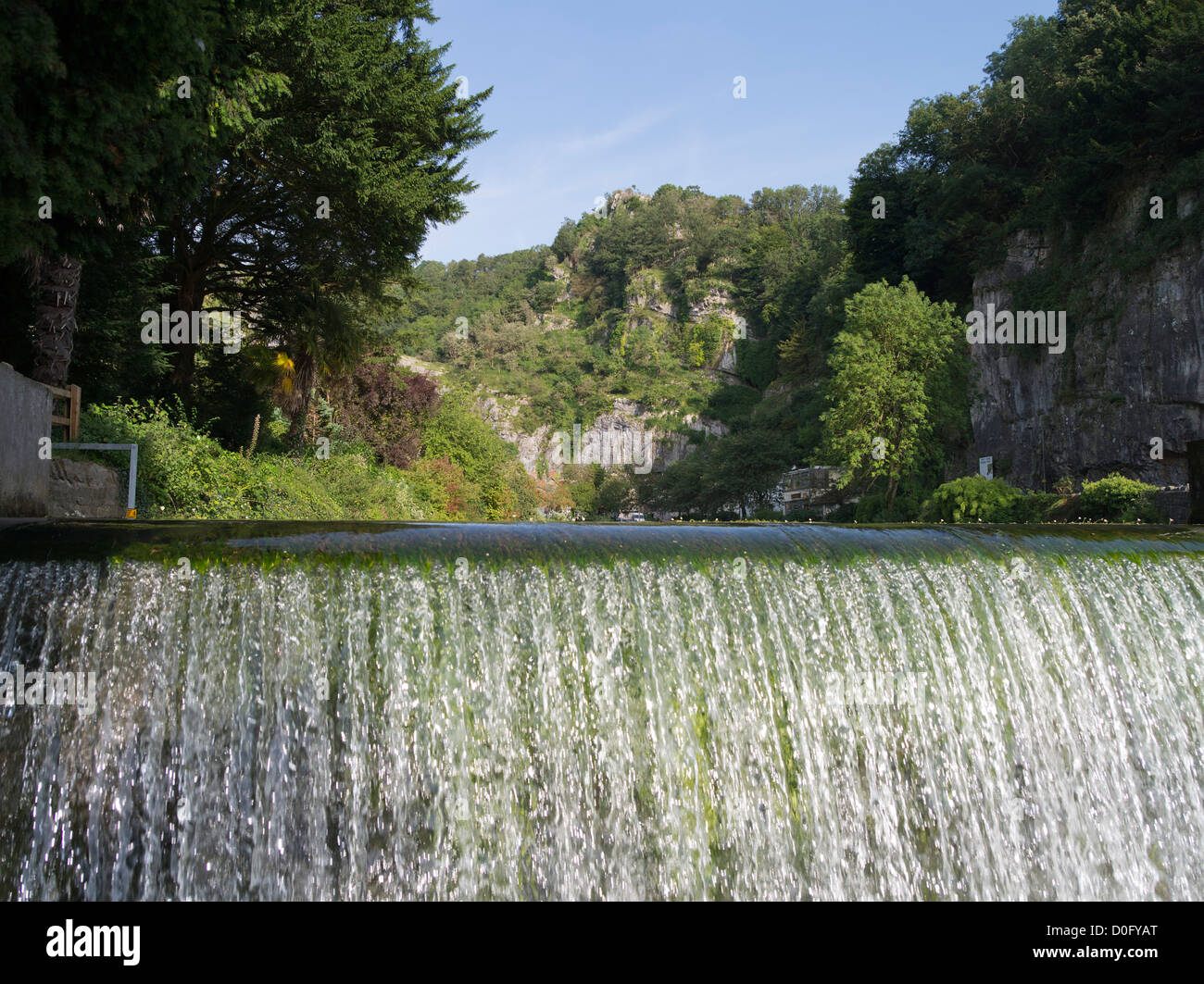 dh Cheddar Gorge CHEDDAR SOMERSET Cheddar Yeo River village weir water ...