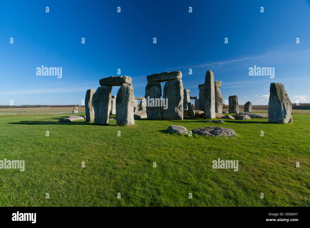 Stonehenge cursus barrows hi-res stock photography and images - Alamy