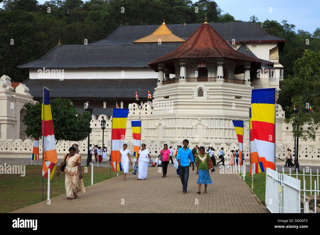 Buddhist temple of the Tooth, also known as Sri Dalada Maligawa, Kandy ...