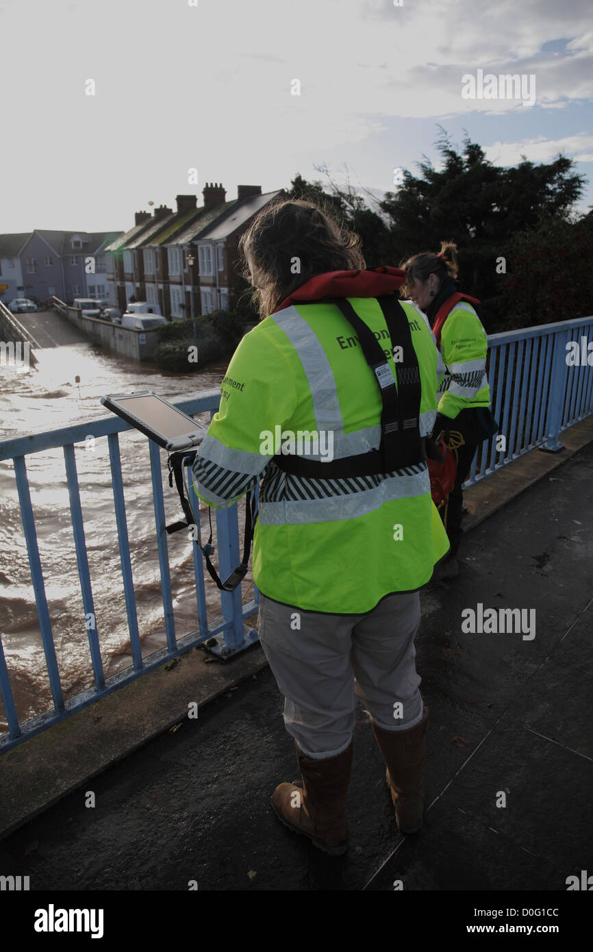 Environment agency jacket hi-res stock photography and images - Alamy