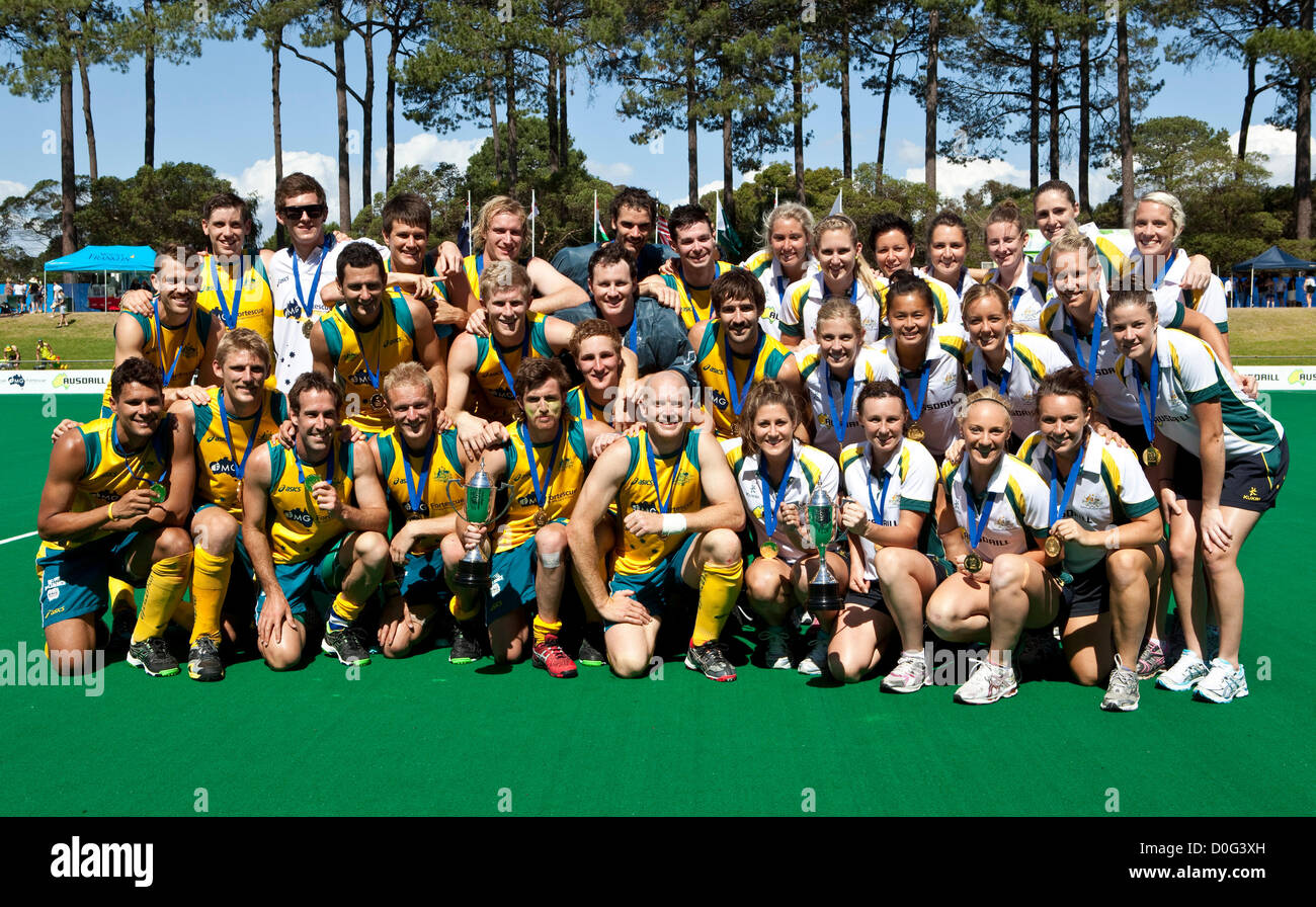 25.11.2012 Perth, Australia. The Australian mens and womens teams pose ...