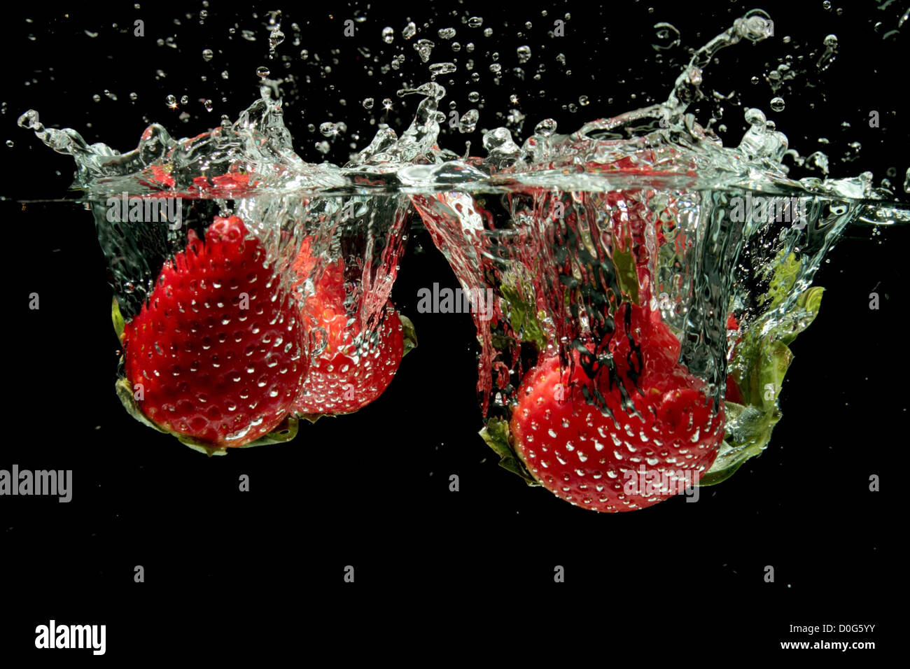 Splash with food hi-res stock photography and images - Alamy