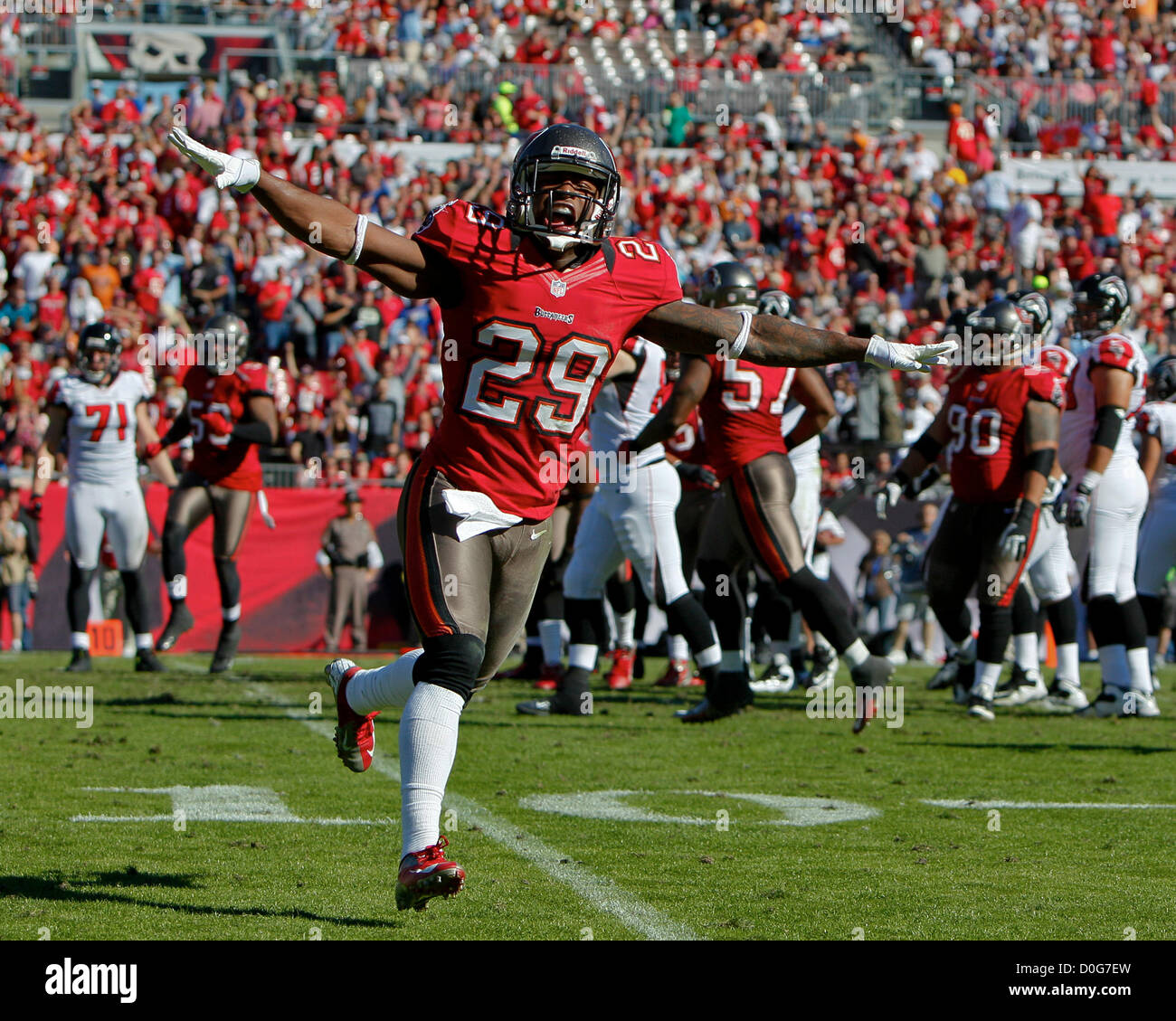 Nov. 25, 2012 - Florida, U.S. - Tampa Bay Buccaneers cornerback Leonard ...