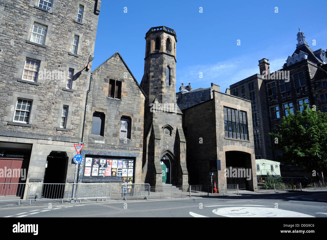 Cowgate hi-res stock photography and images - Alamy