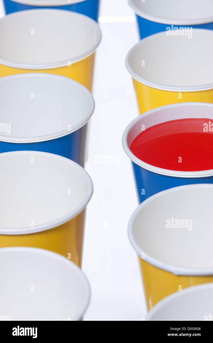Row red paper cups hi-res stock photography and images - Alamy