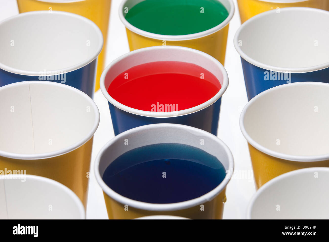 Row red paper cups hi-res stock photography and images - Alamy
