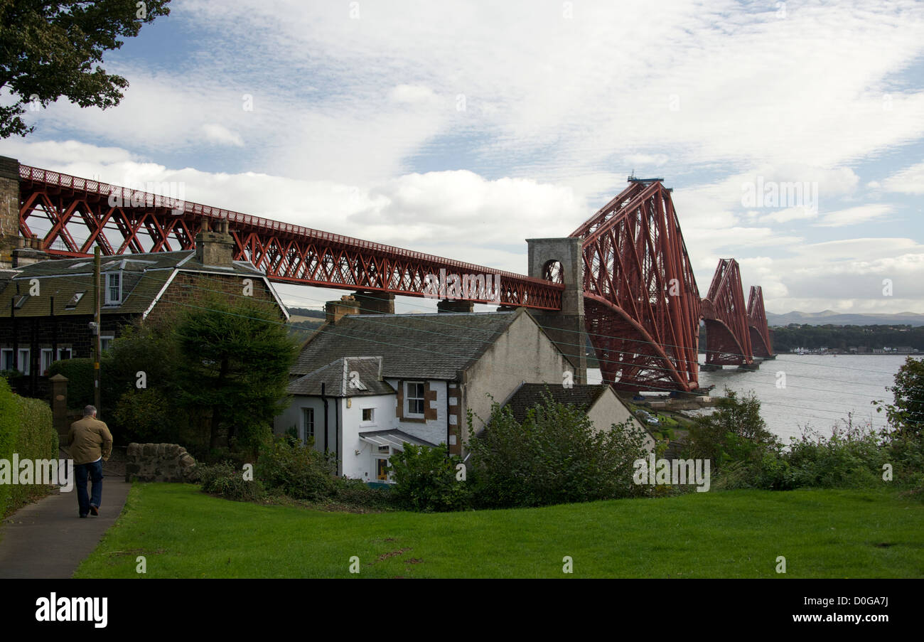 Forth Bridge. The railway bridge over the Firth of Forth near Edinburgh ...