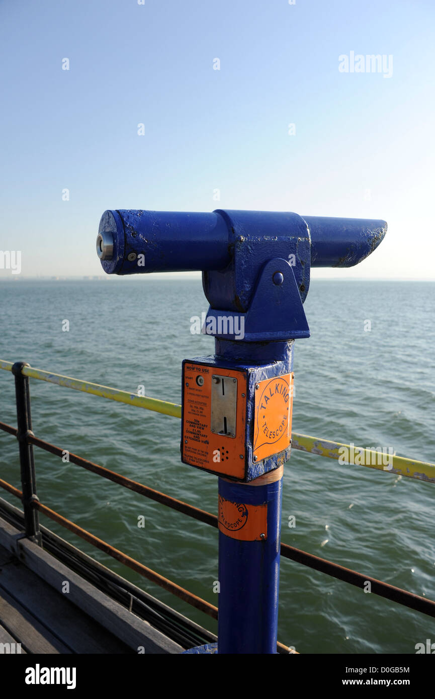 Deep water piers hi-res stock photography and images - Alamy