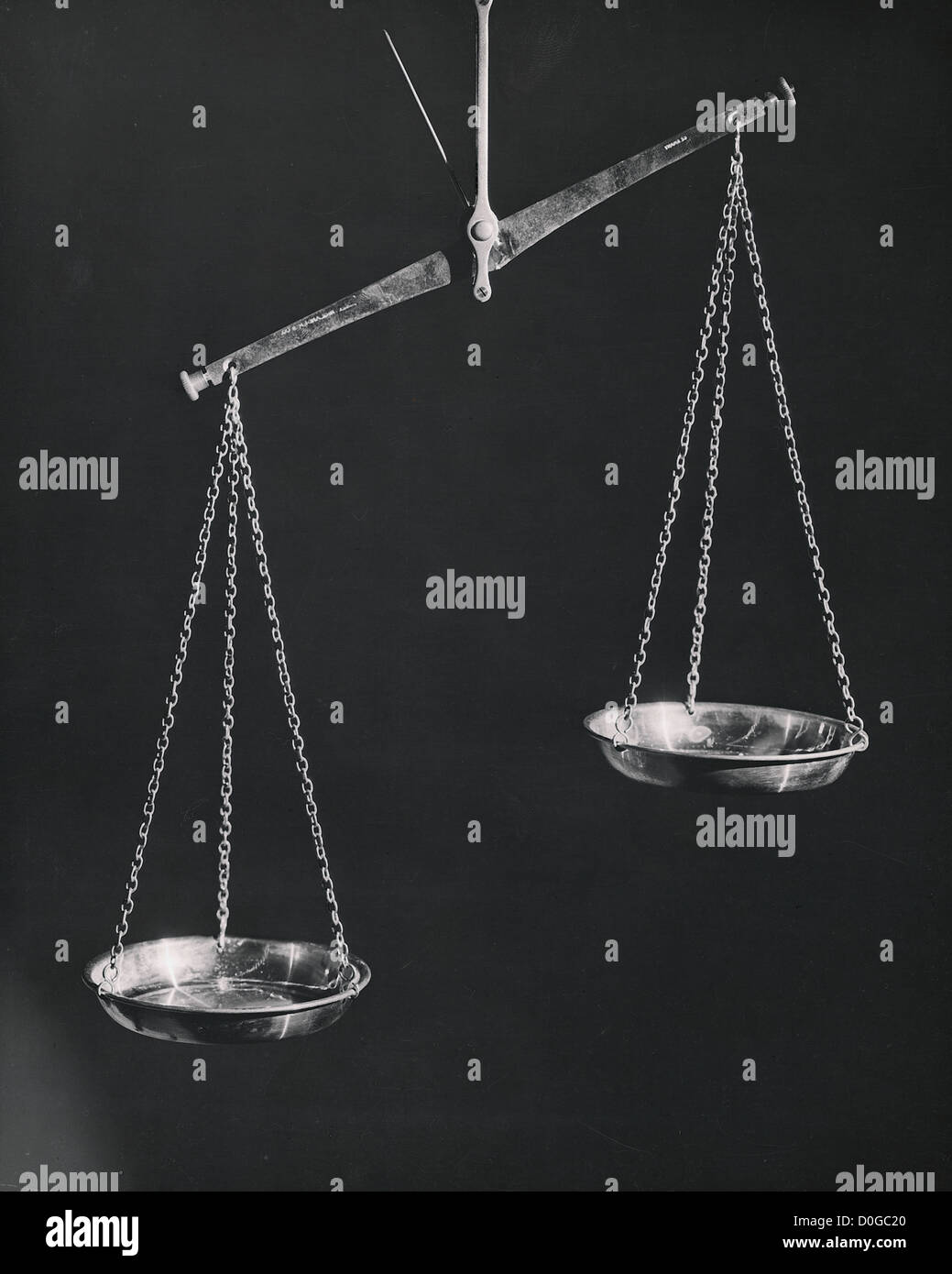 Scale scale hi-res stock photography and images - Alamy