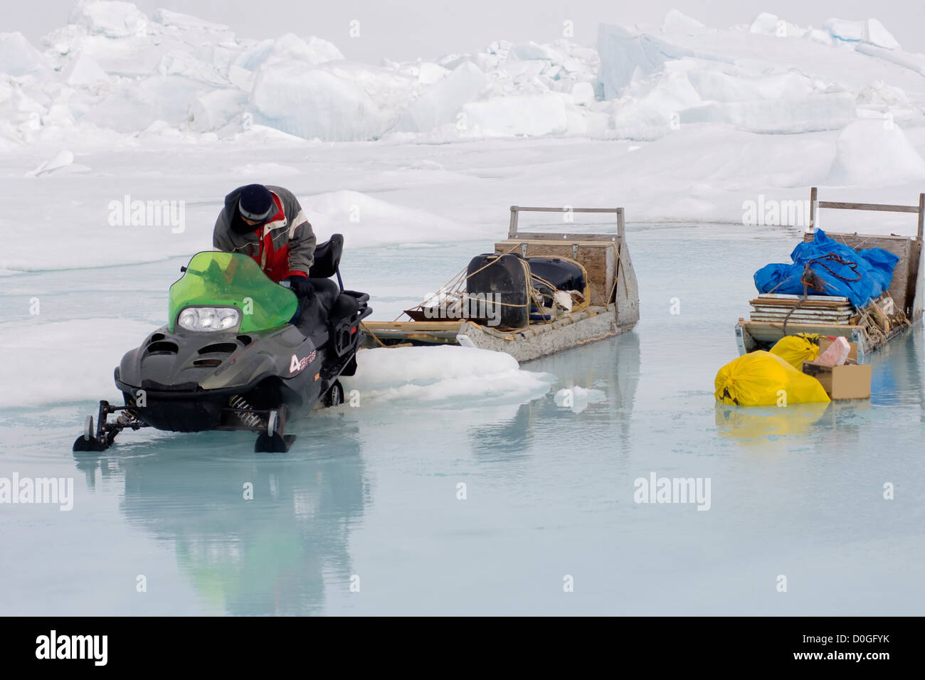 Indigenous whaling hi-res stock photography and images - Alamy