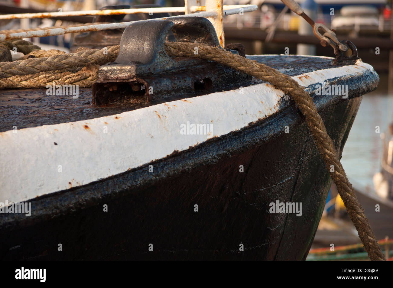Old hemp rope hi-res stock photography and images - Alamy