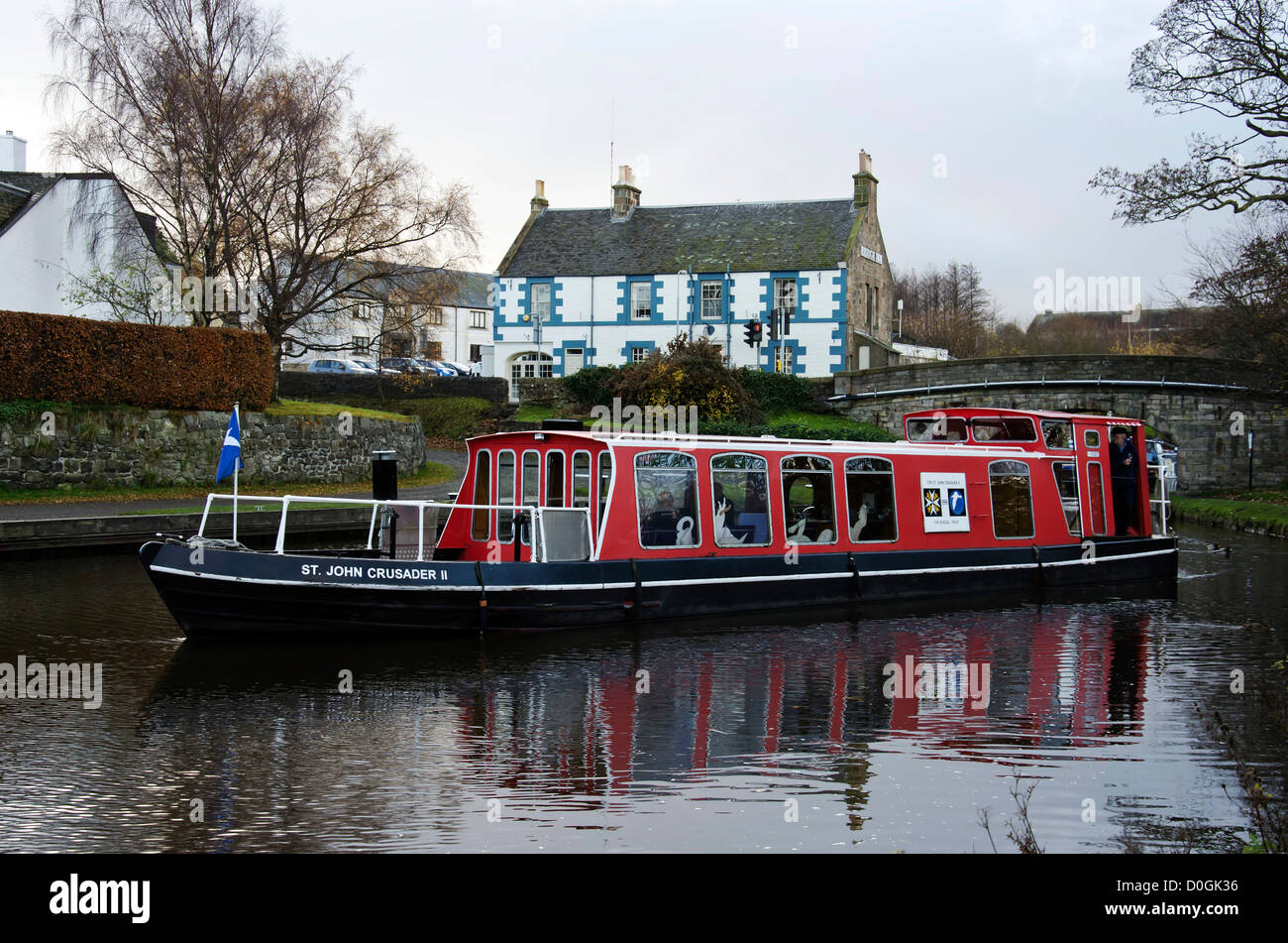 Ratho inland waterway barge sail hi-res stock photography and images ...