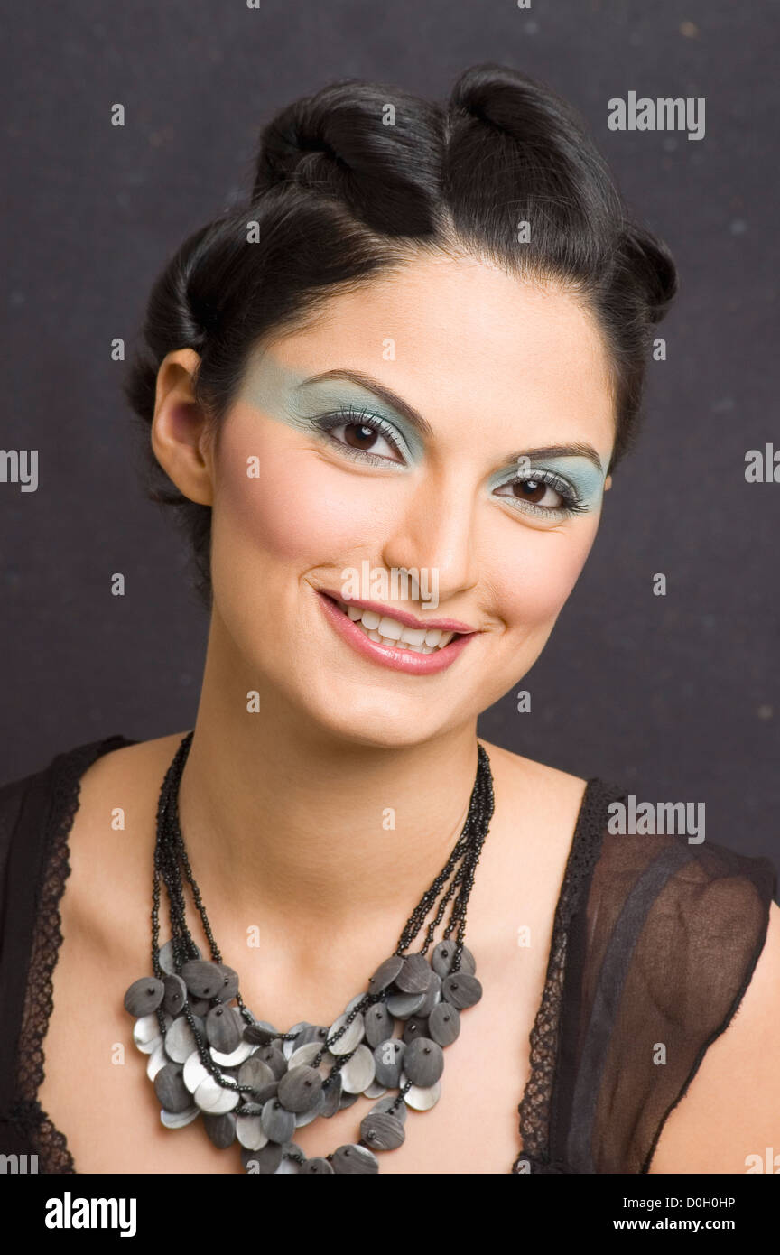 Portrait of a female fashion model posing Stock Photo - Alamy
