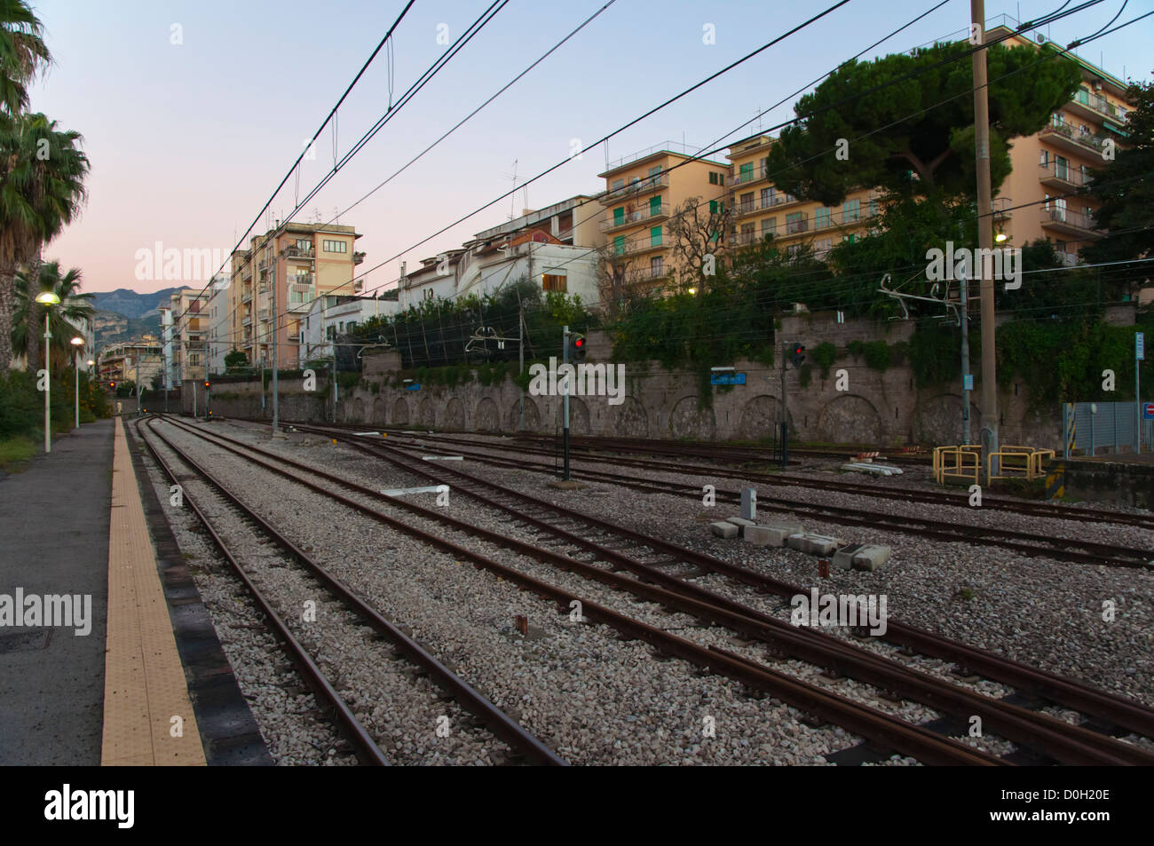 Circumvesuviana train hi-res stock photography and images - Alamy