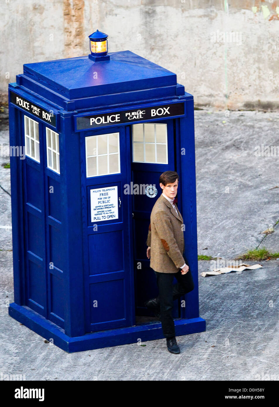 Matt Smith steps out of the Tardis 'Dr Who' actors on set filming on ...